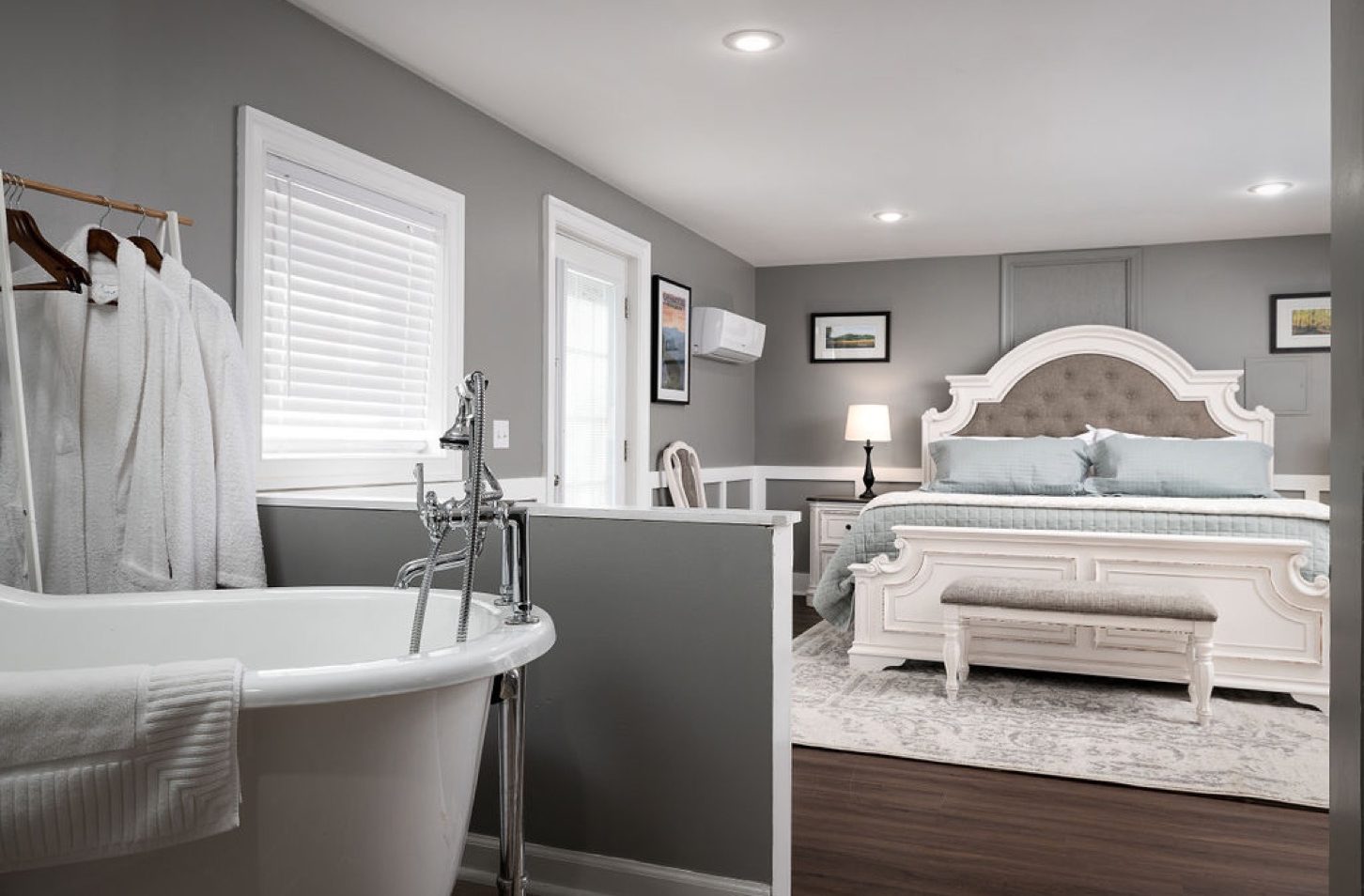 Rooms & Cottages - The Inn and Tavern at Meander